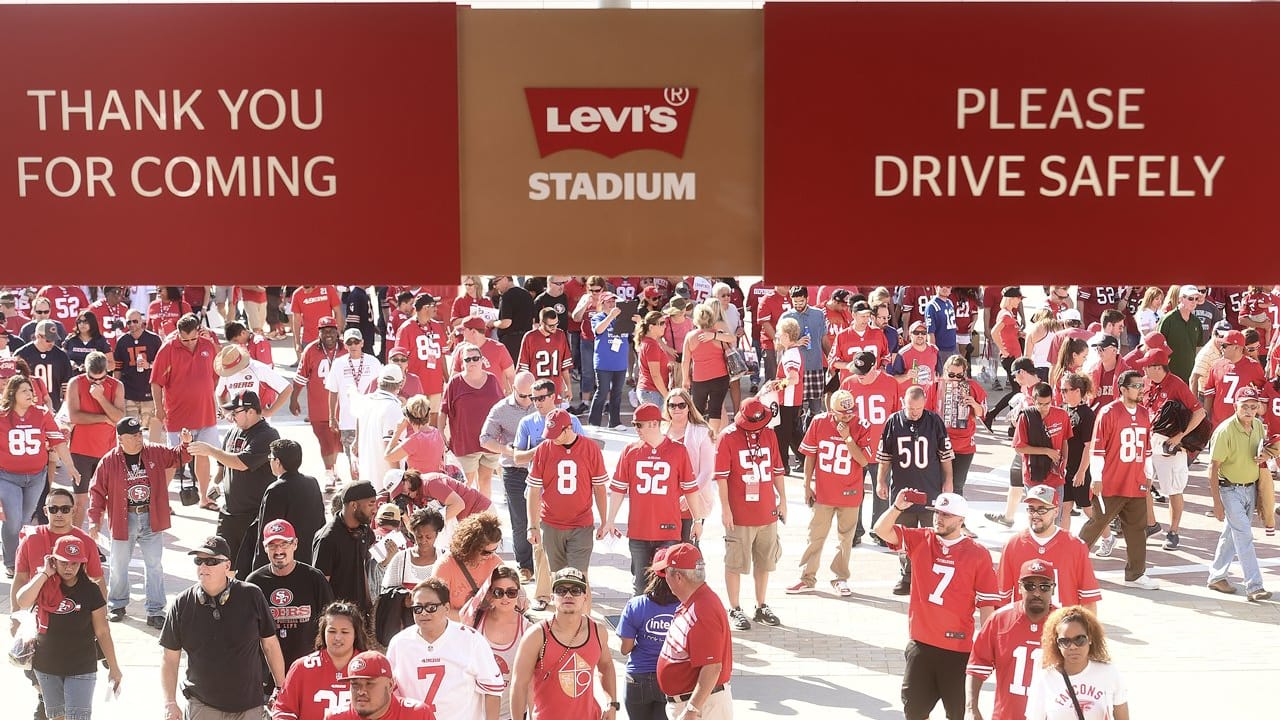 Fans Experience First Regular Season Game at Stadium