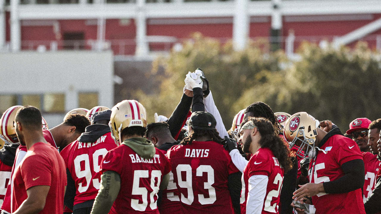 49ers Practice in Preparation for Week 17 vs. Las Vegas Raiders