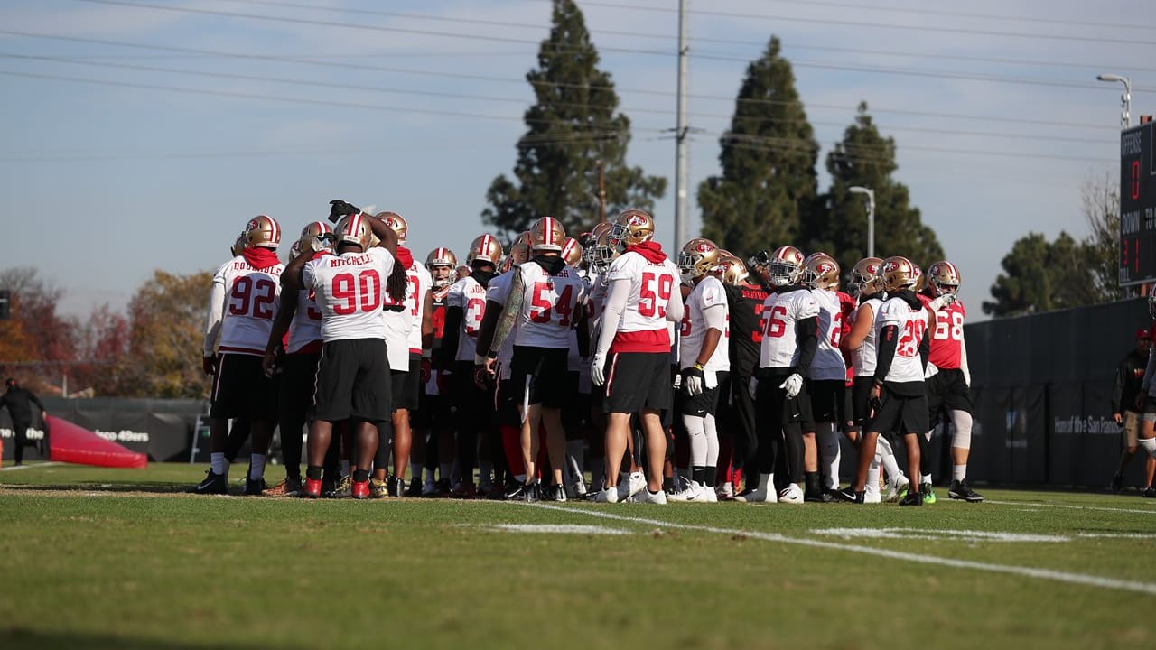 Photos: 49ers Prepare for Matchup vs. Titans