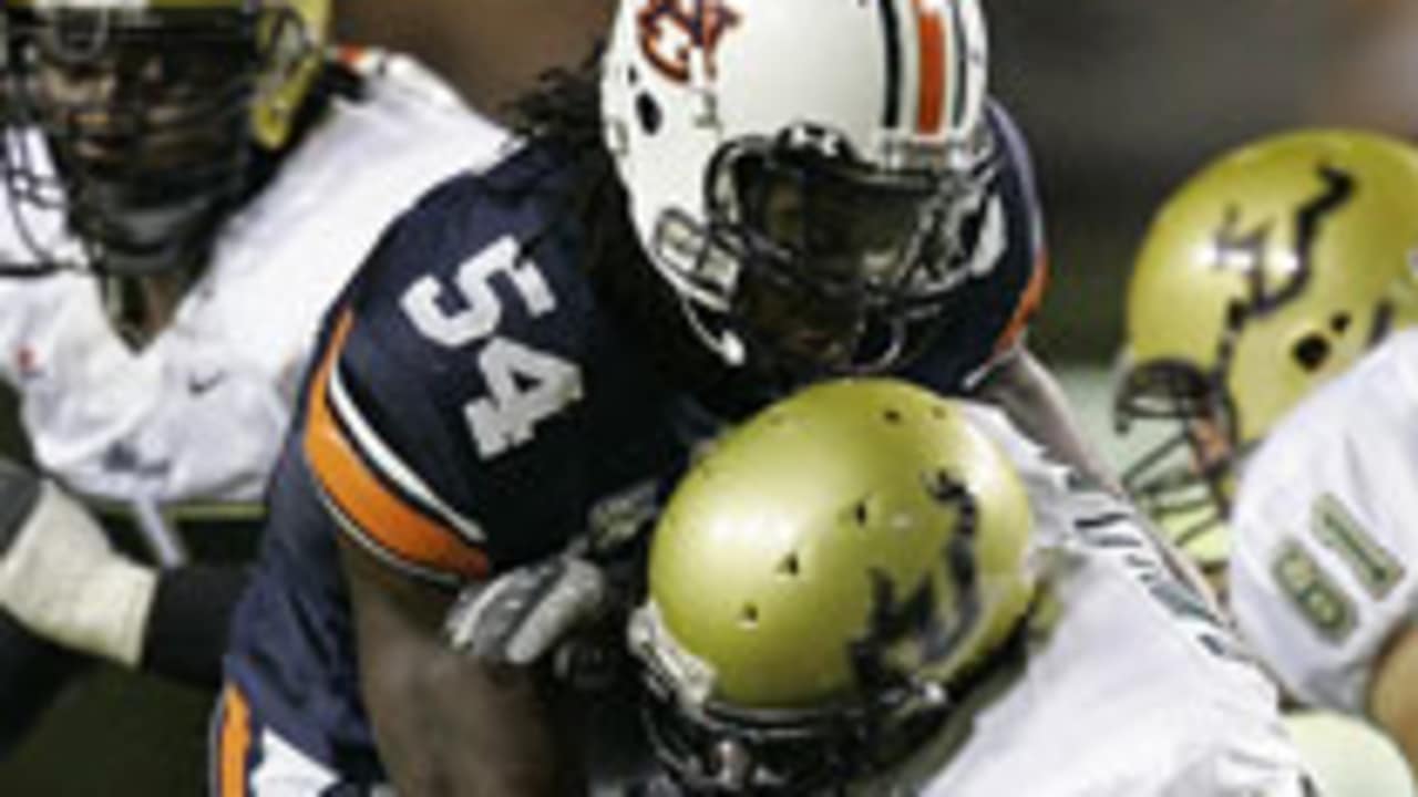 On the Clock: LB Quentin Groves