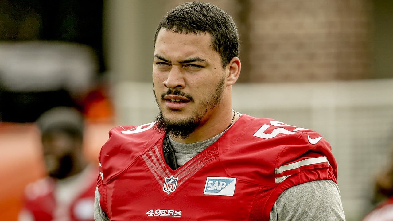 Rookie Aaron Lynch Bulks Up for NFL