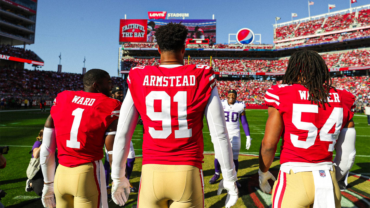Se Anuncian los Capitanes de los 49ers Para la Temporada 2022