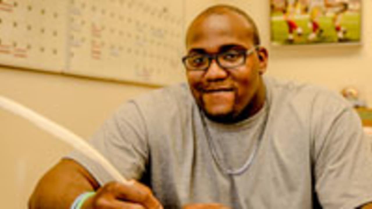 49ers Sign Third-Round Draft Pick Brandon Thomas