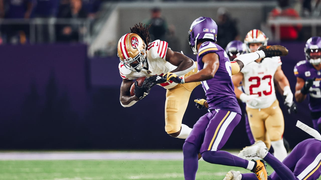 Brandon Aiyuk's 25-Yard Catch Moves the 49ers Across Midfield