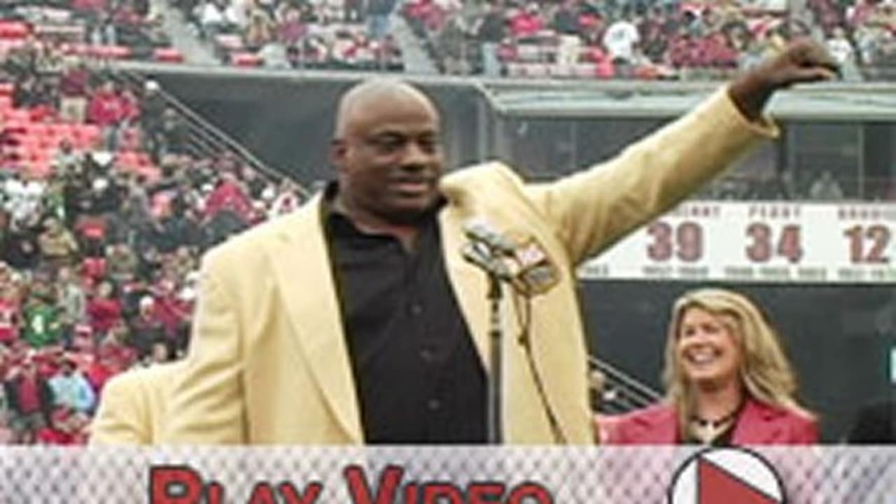 Fred Dean Honored at Halftime