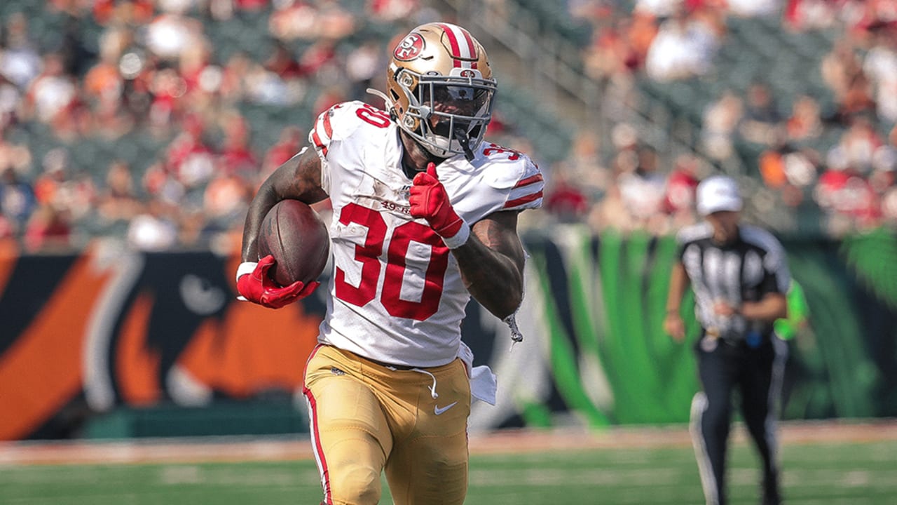 Jeff Wilson Opens the 4th Quarter with his Second Touchdown of the Day