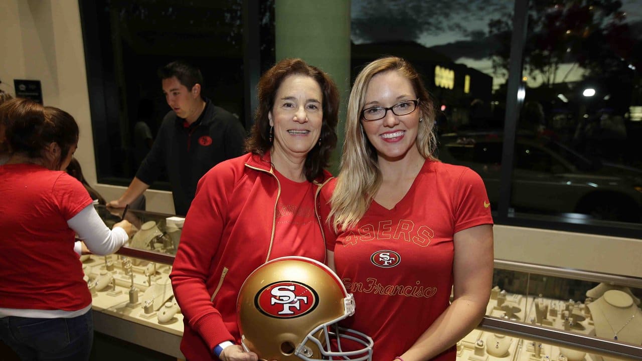 Photos: WON Night at Joe Escobar Diamonds