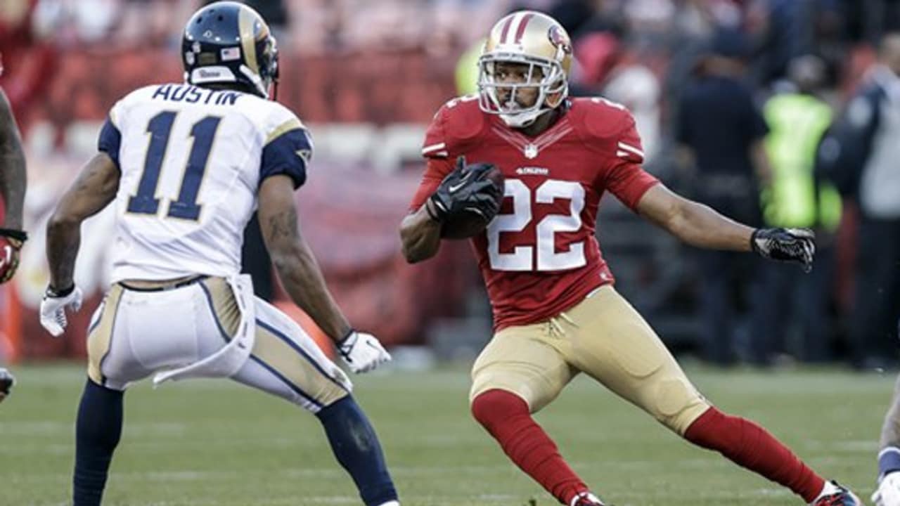 Carlos Rogers Picks Off Kellen Clemens