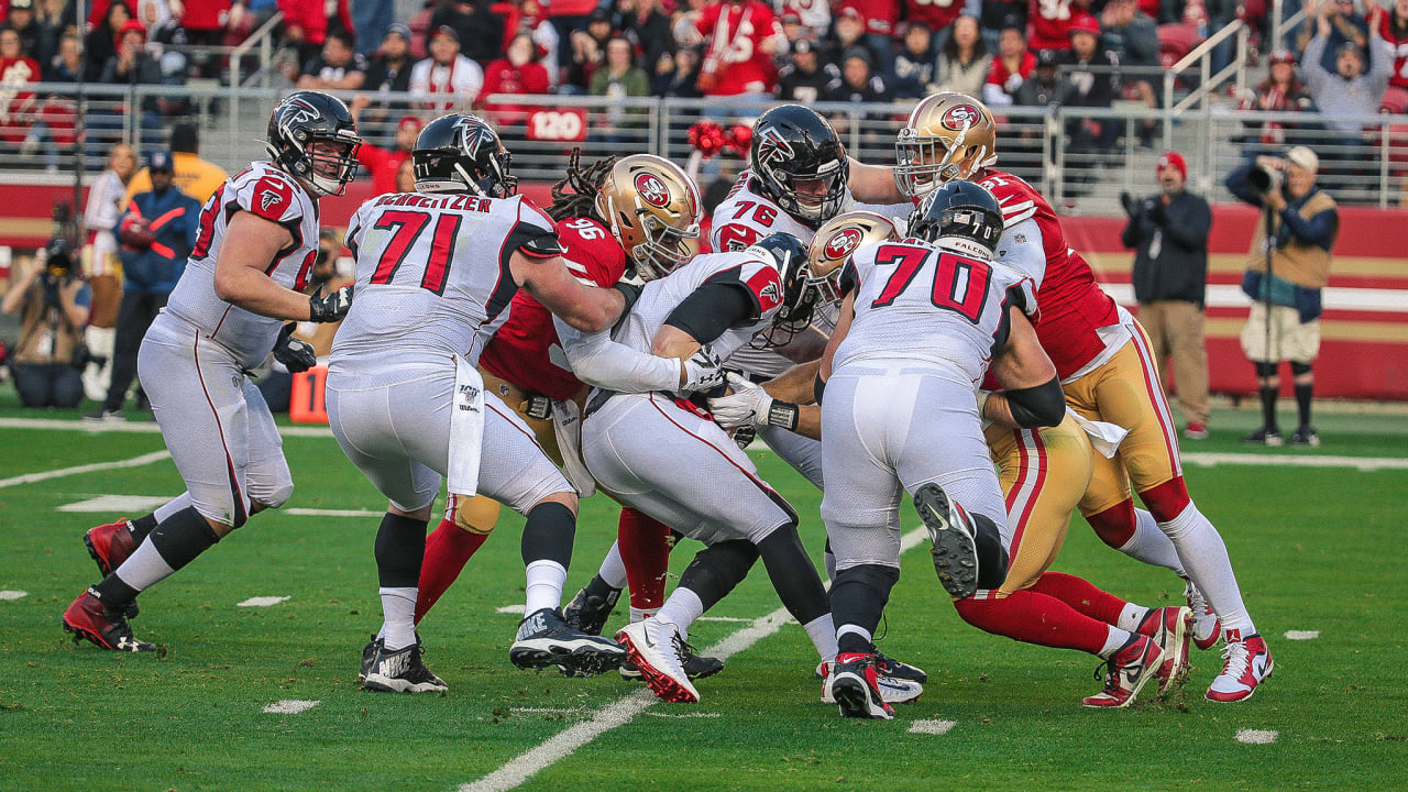 Sheldon Day Gets 49ers First Sack of the Game