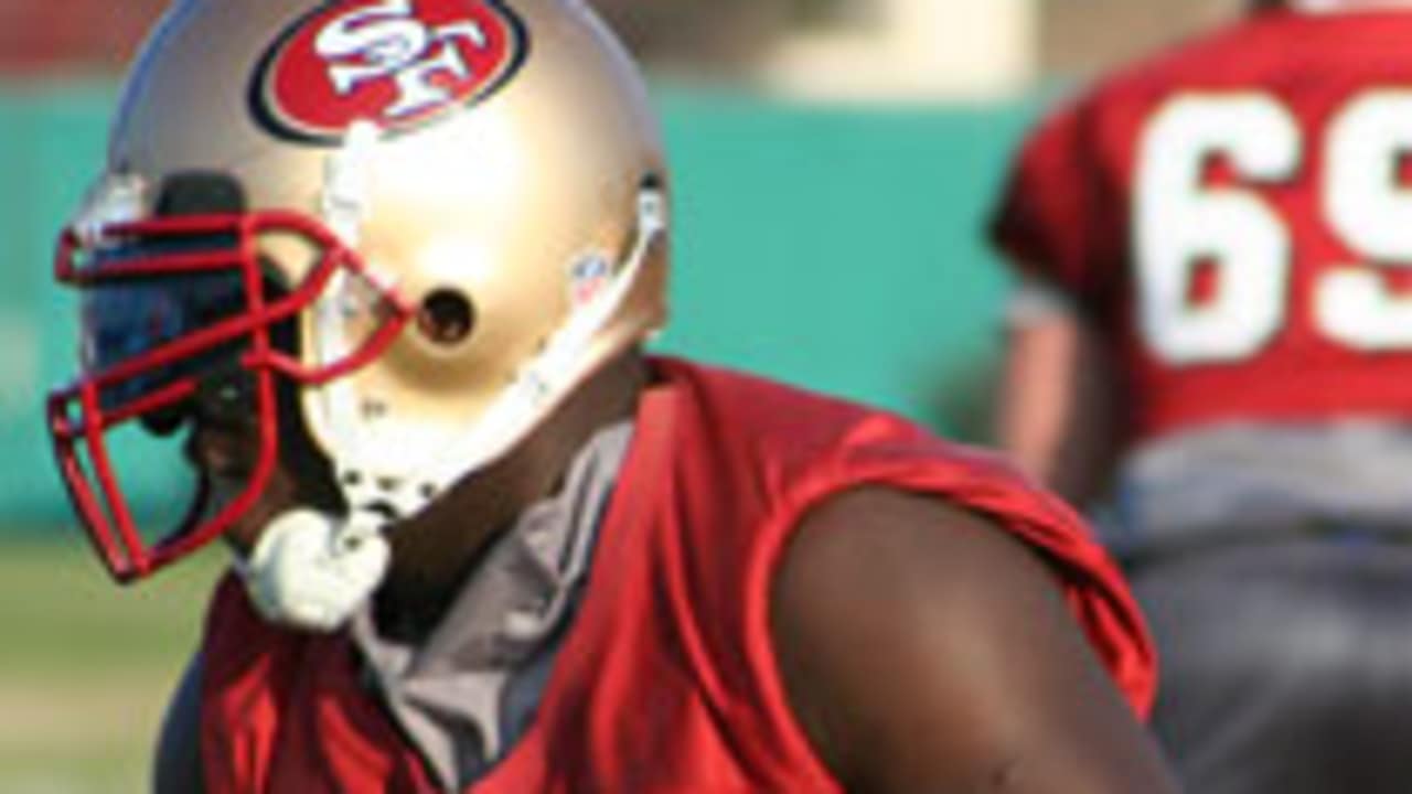 Gore Closes in on a Thousand