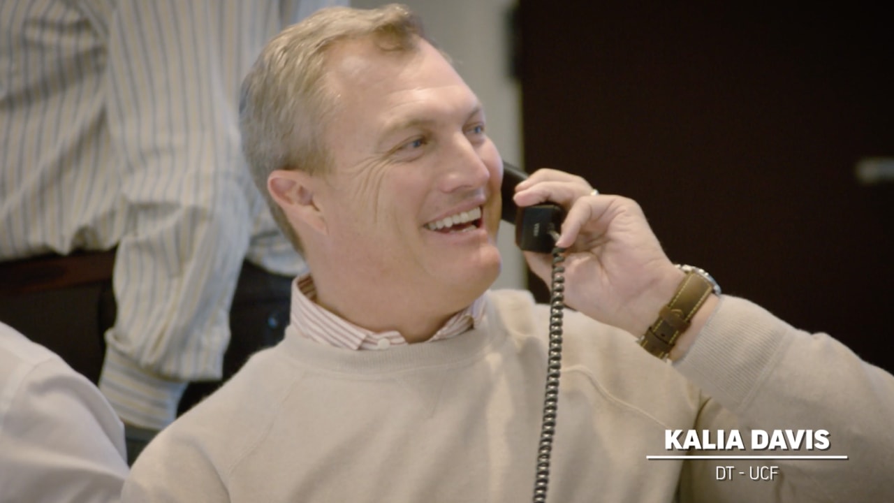 49ers Call Sixth-Round Pick DL Kalia Davis