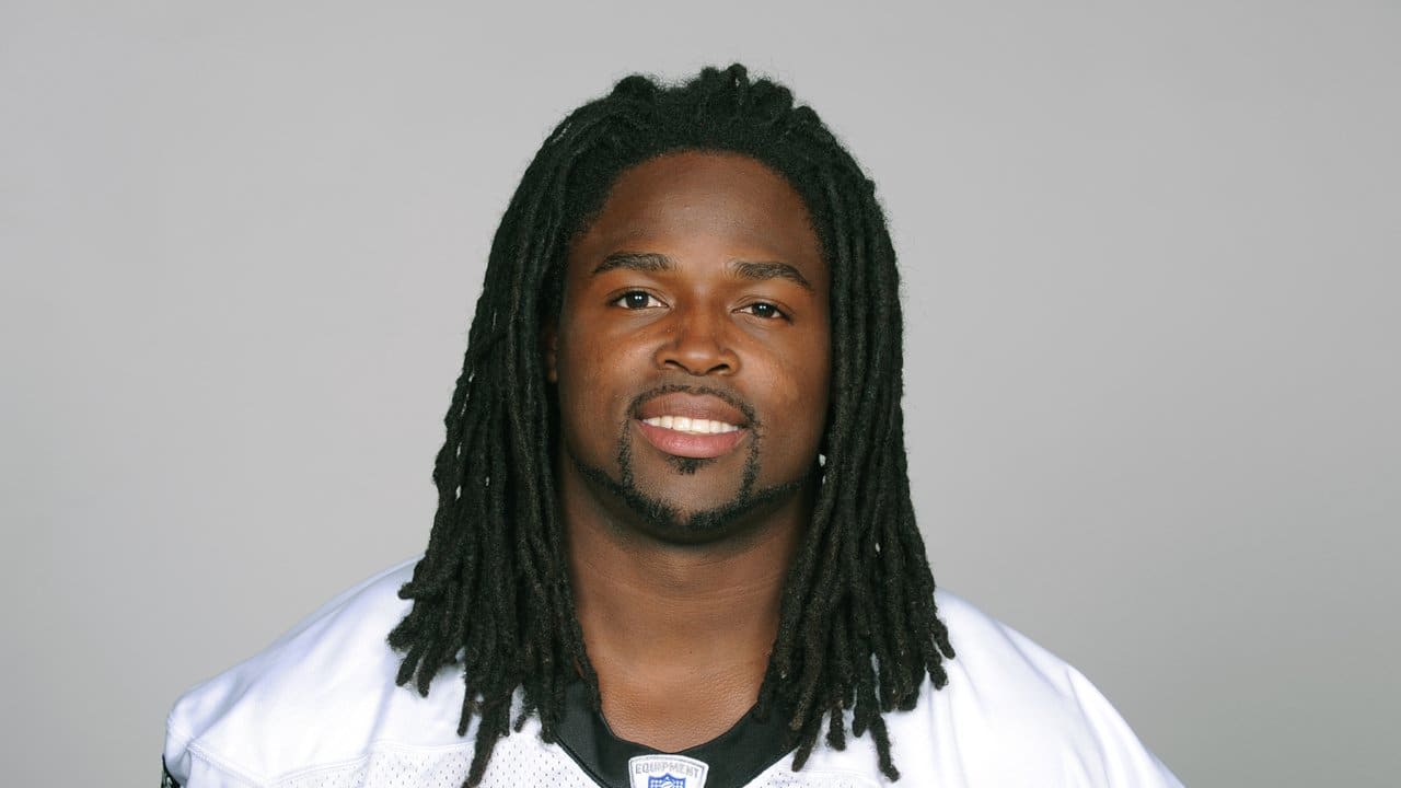 Throwback: What 49ers Looked Like in Their Rookie Headshots