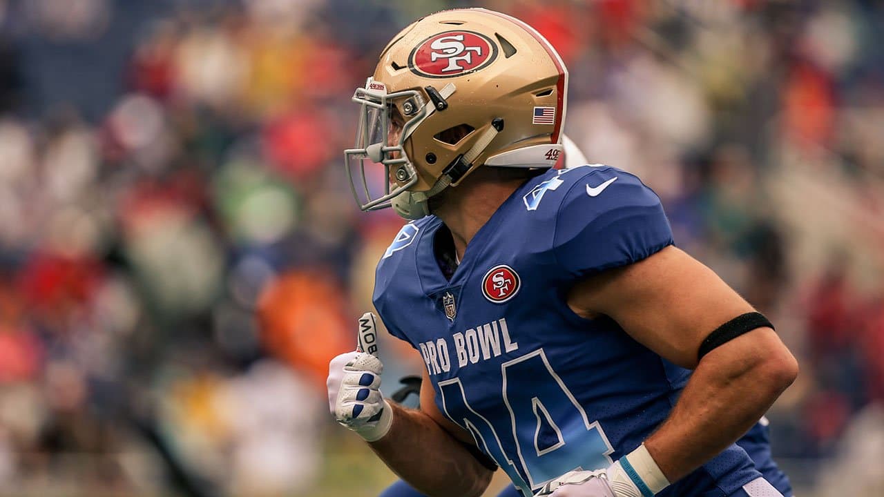 Kyle Juszczyk Climbs the Ladder for a 20-yard Grab
