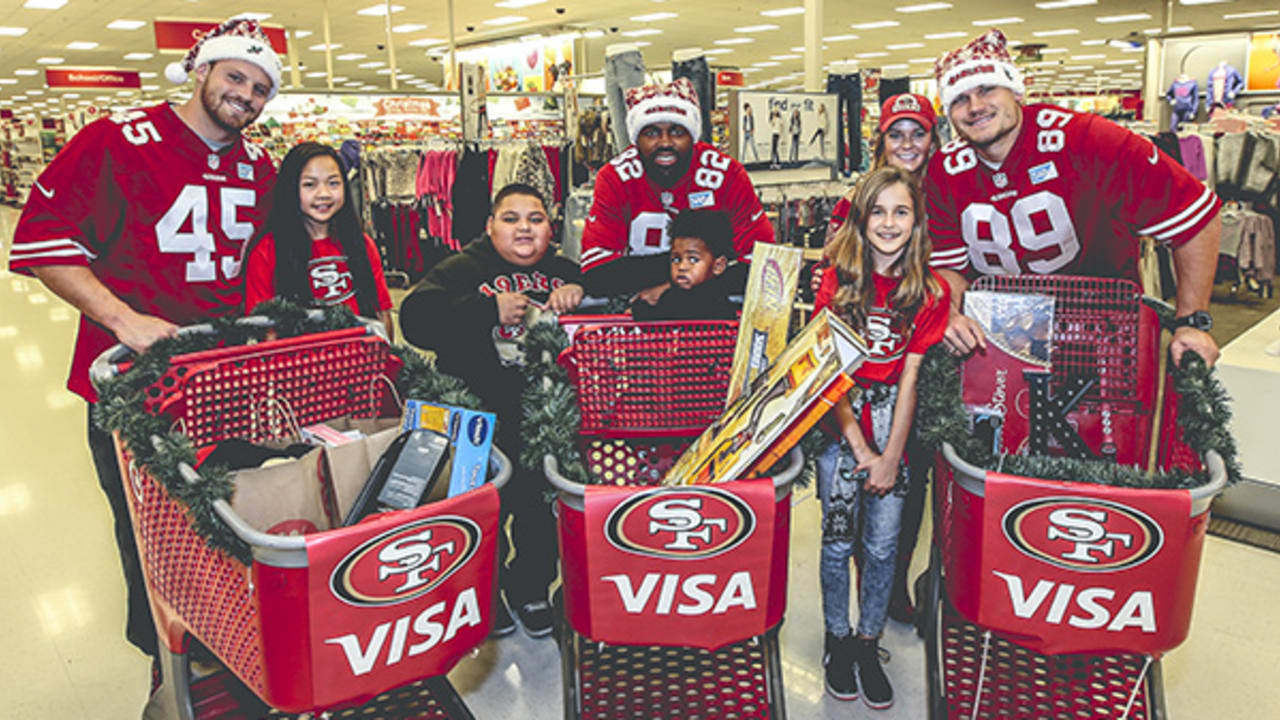 49ers Celebrate Holidays with 12 Days of Giving
