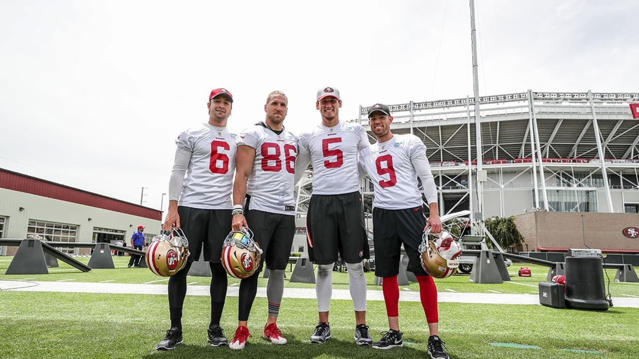 Top 25 Photos of the 49ers Special Teams Group from the Offseason Program