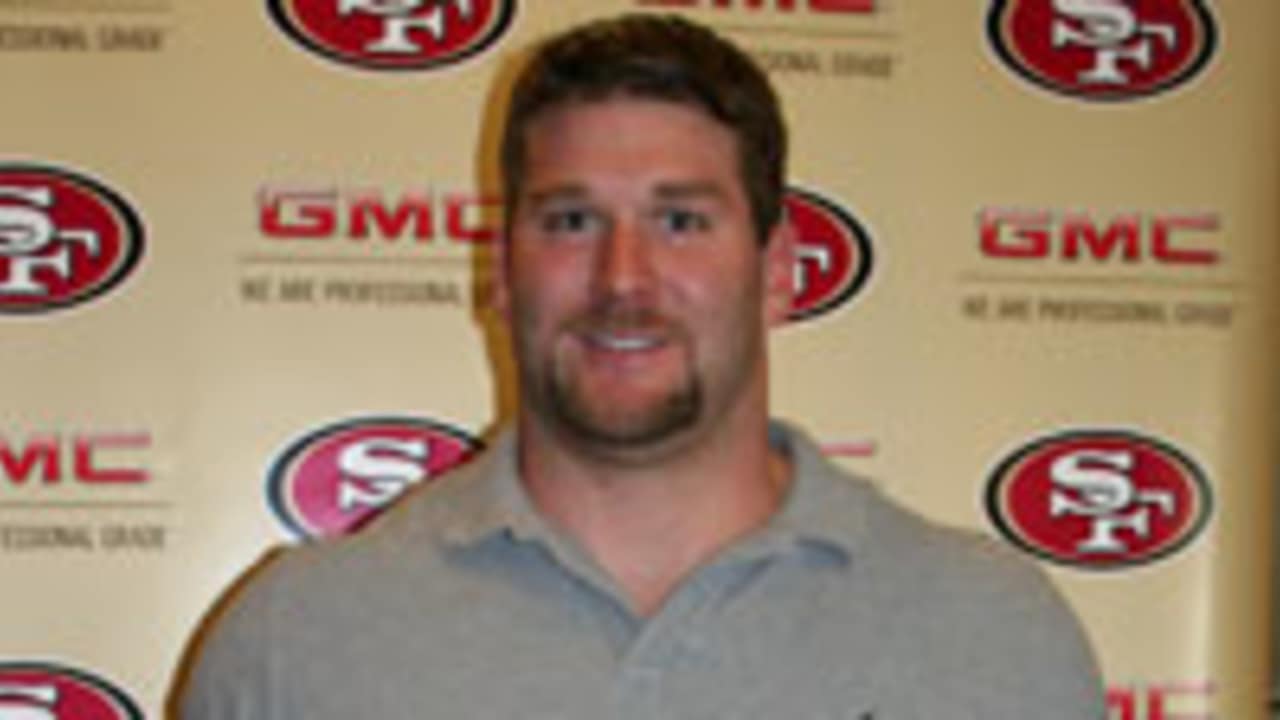 49ers Land Top FA Priority in Smith