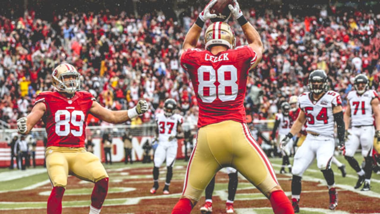 Garrett Celek Catches Pair of Red-zone Touchdowns in 49ers Win