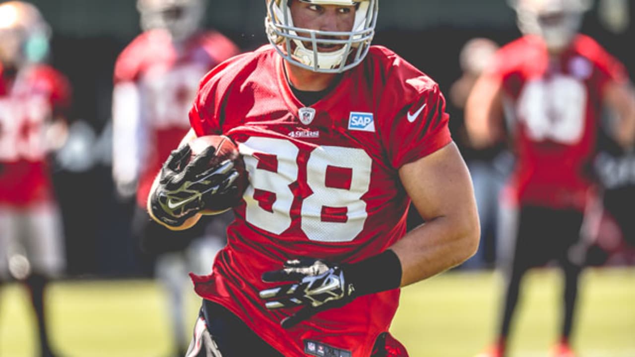 49ers Tight Ends Garrett Celek, Vance McDonald Look to Build on Career ...