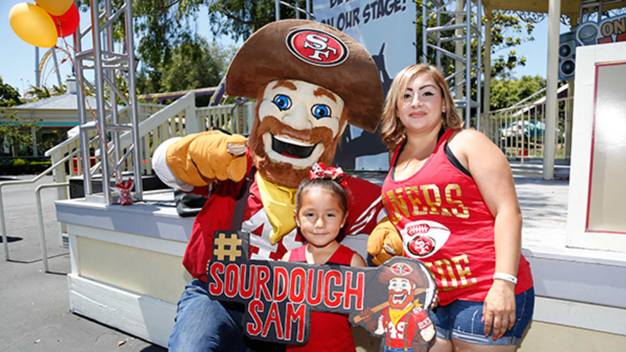 49ers Kids Club Day at Great America