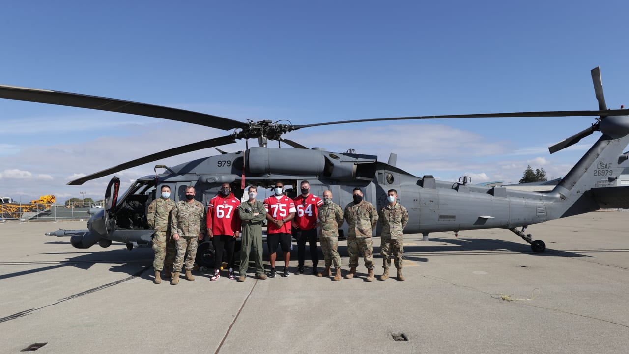 49ers Show Appreciation for Military Members with Visit to Moffett ...