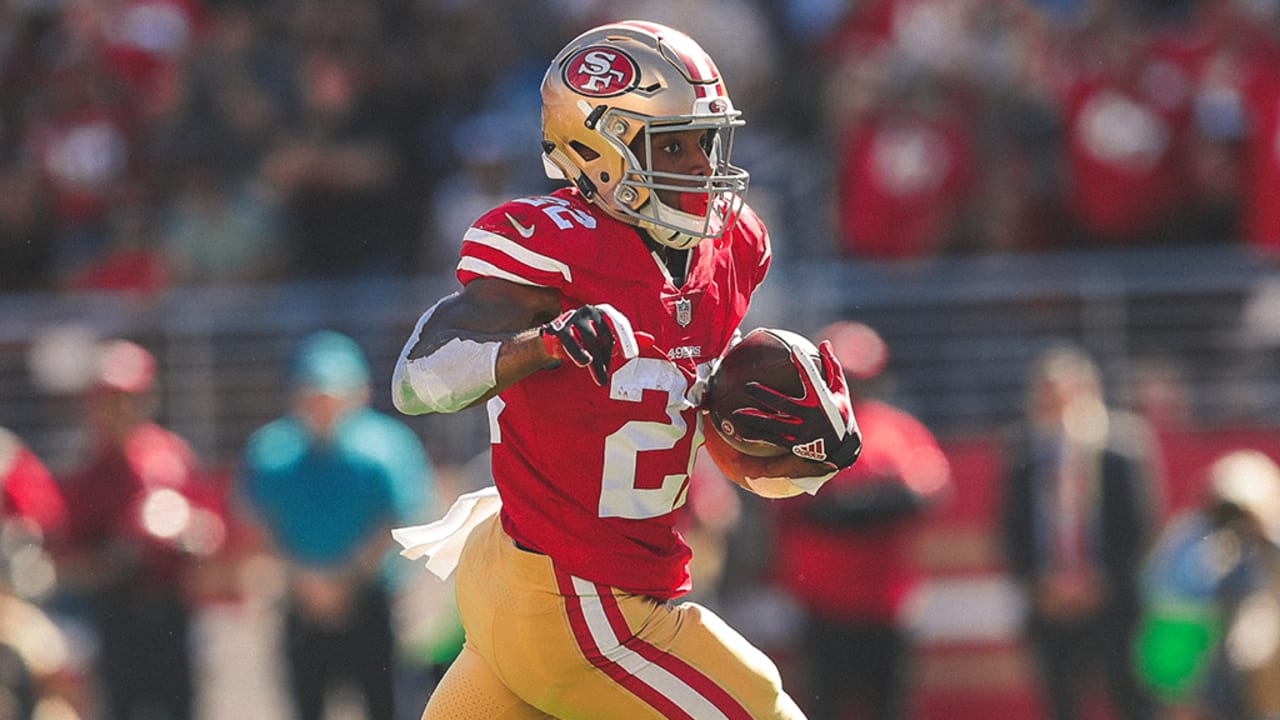 Matt Breida Breaks Free for a 66-yard Touchdown Run