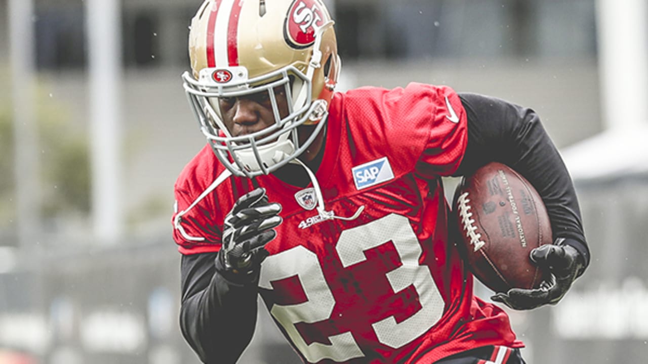49ers Assign Temporary Jersey Numbers to 2016 Rookies