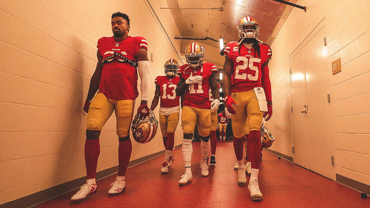 Pregame Photos: 49ers vs. Raiders (Week 9)