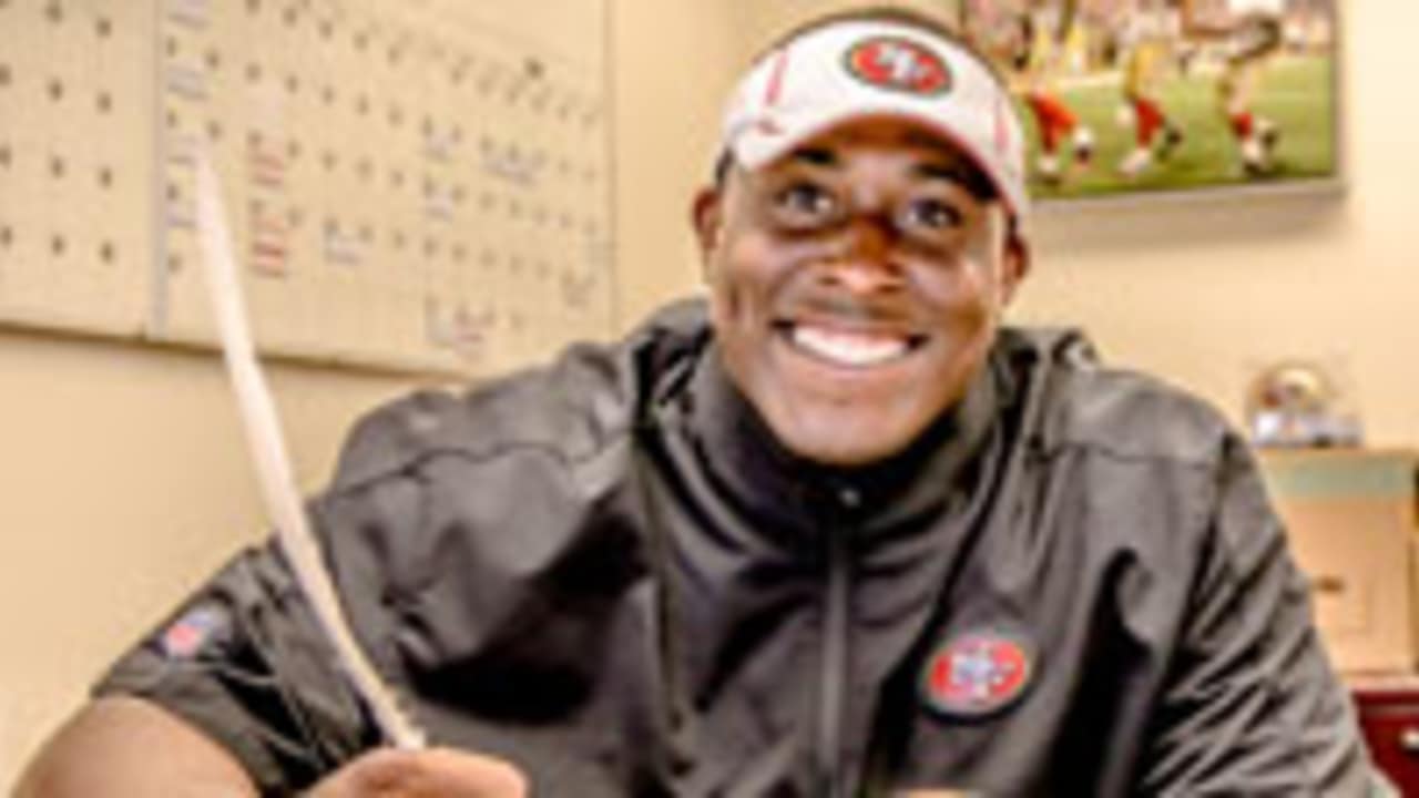 49ers Sign Third-round Draft Pick C Marcus Martin