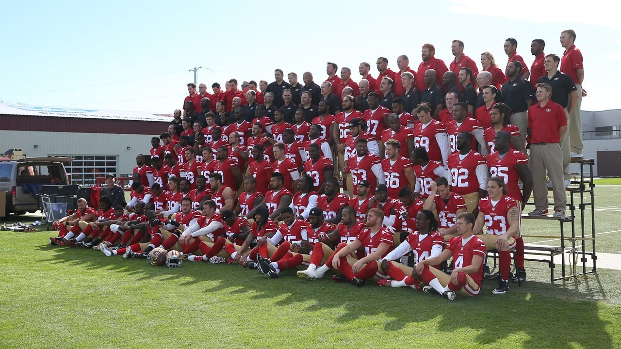 49ers Take 2014 Team Picture