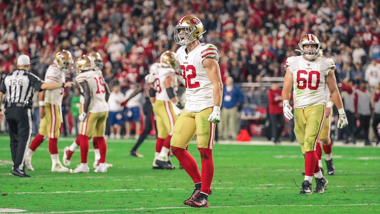 Jimmy Garoppolo Finds Ross Dwelley on Thrid Down to Seal the Game
