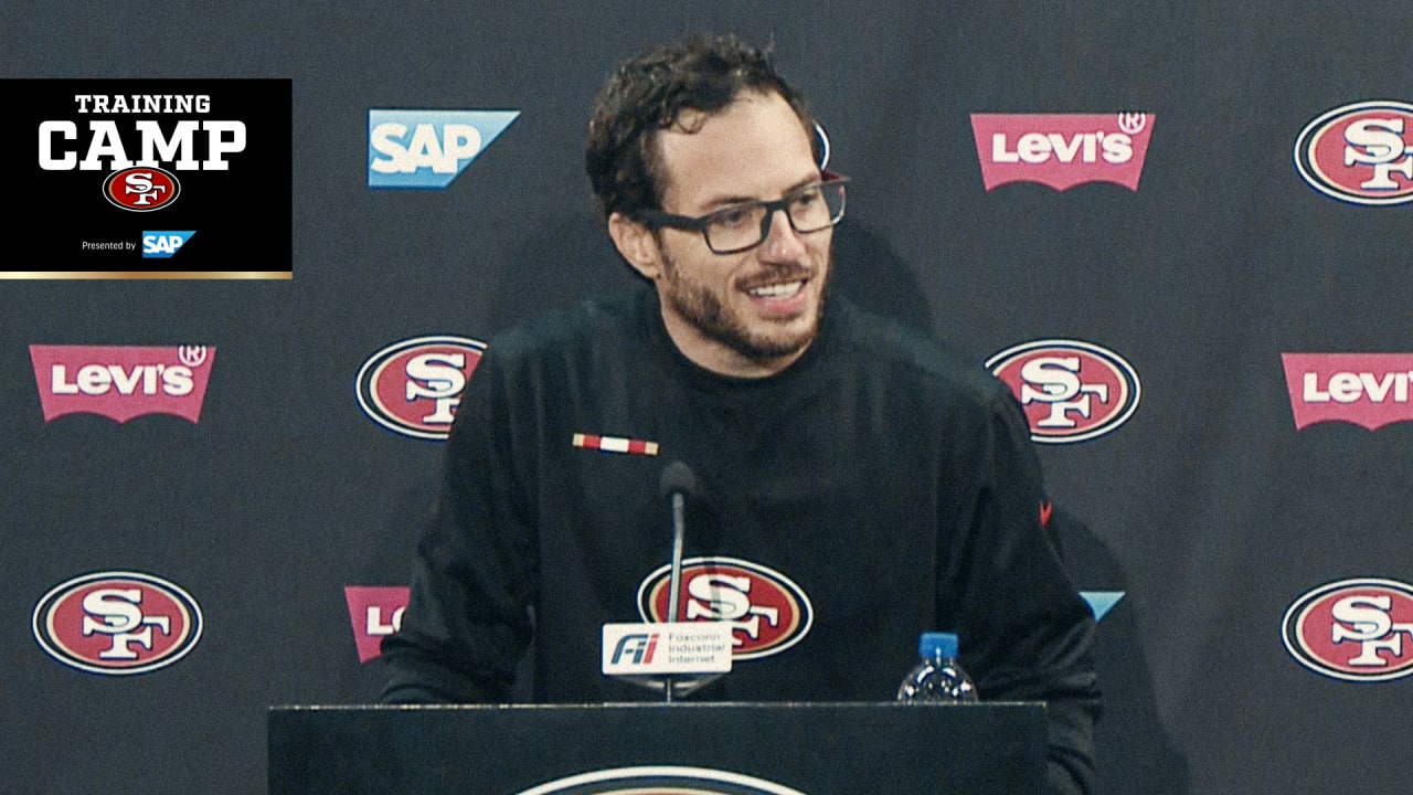 Mike McDaniel Says Goal for 49ers Offense is to 'Improve Every Day'