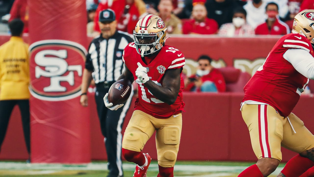 Deebo Samuel Picks Up 32 Yards on a Catch and Run