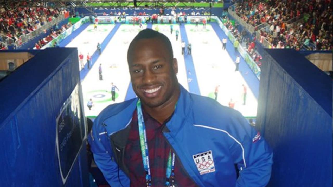 Davis Attends Winter Olympics