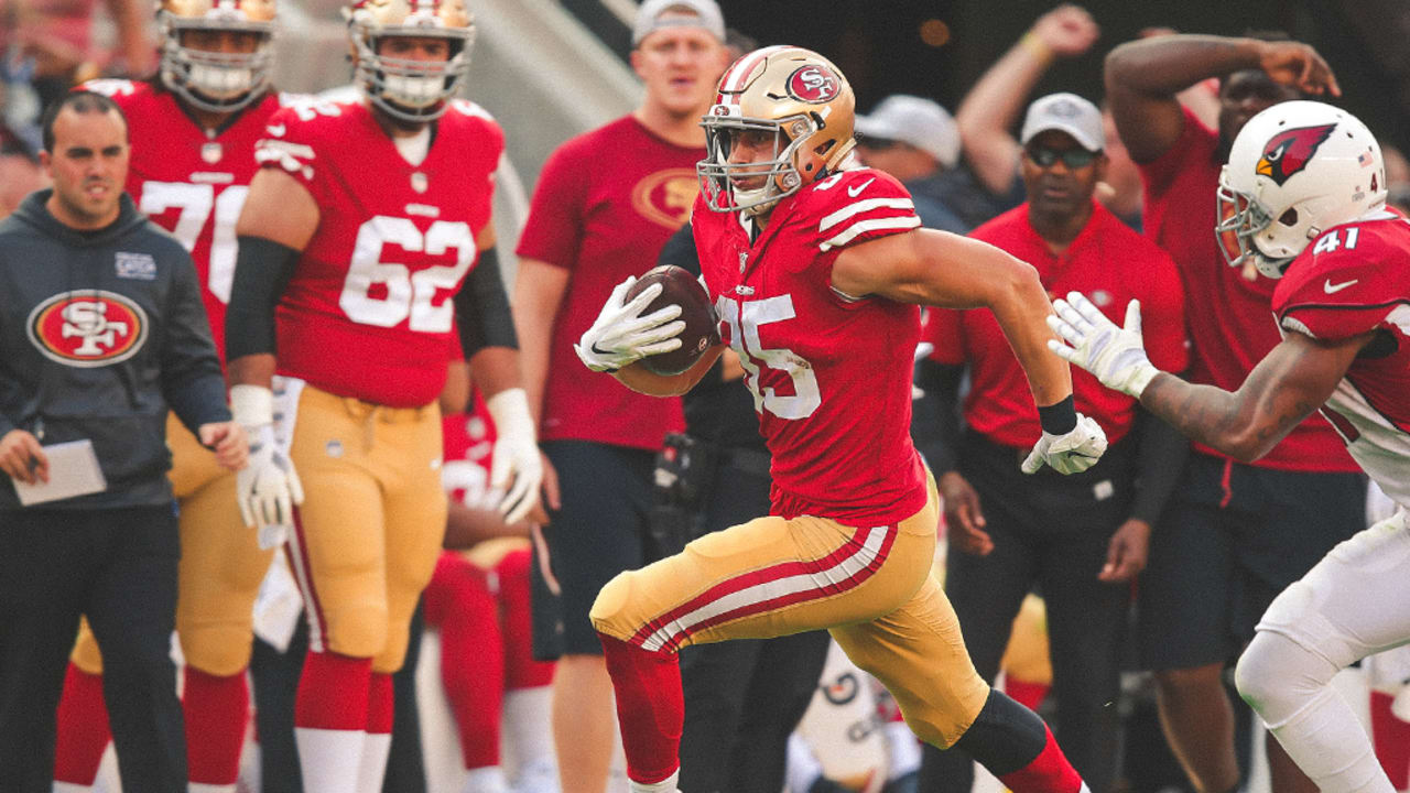 George Kittle Sprints Down Right Sideline for a 45-yard Catch-and-run
