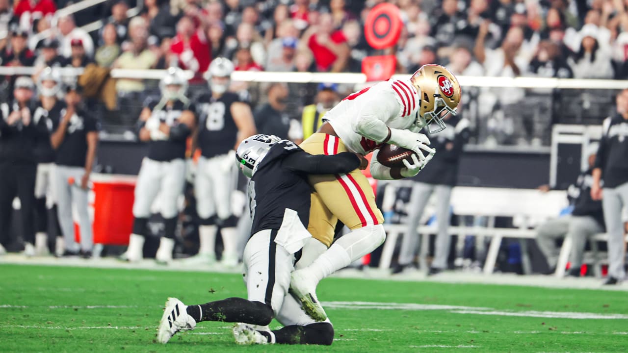 Can't-Miss Play: Drake Jackson Corrals Tipped Pass by Kerry Hyder Jr.
