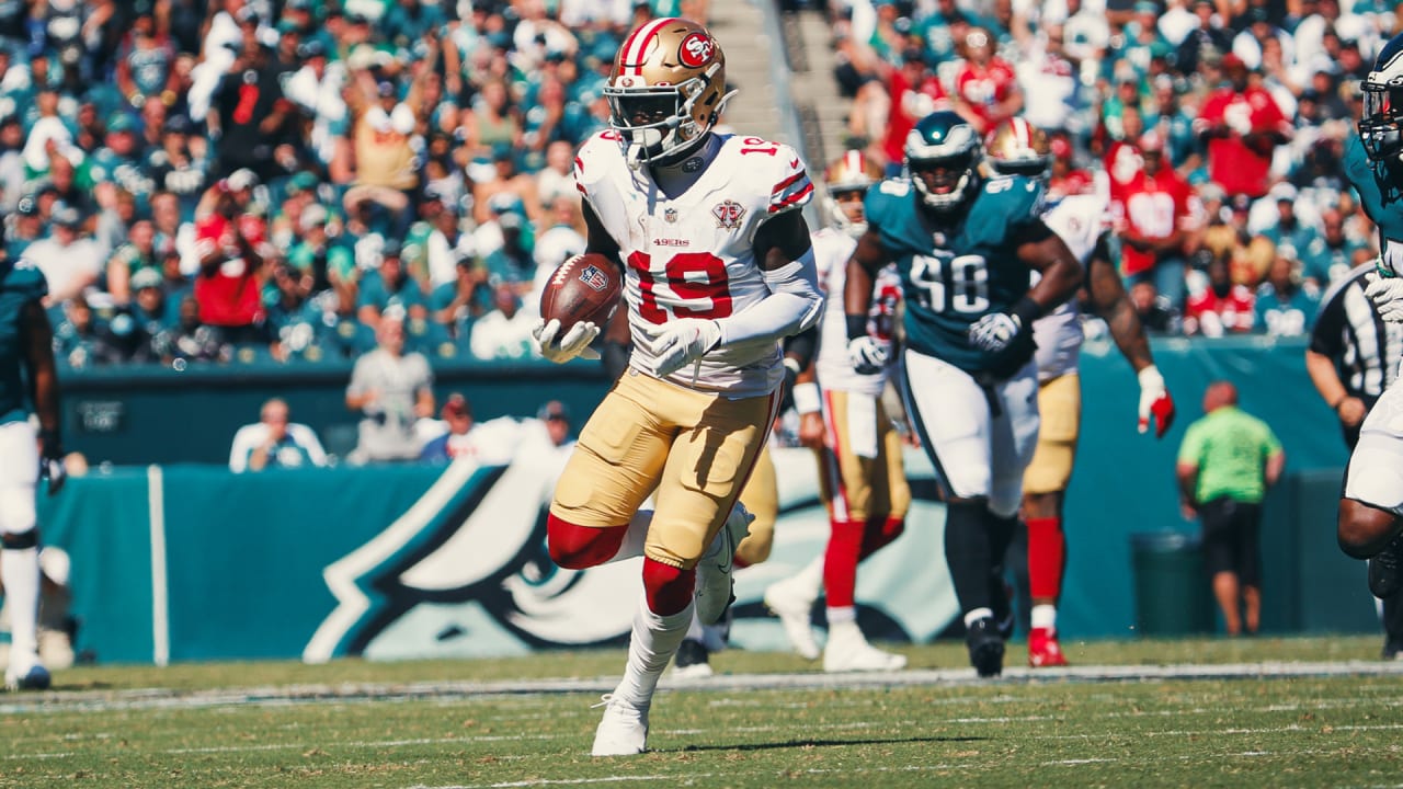 Deebo Samuel Sprints for a 40-Yard Catch and Run