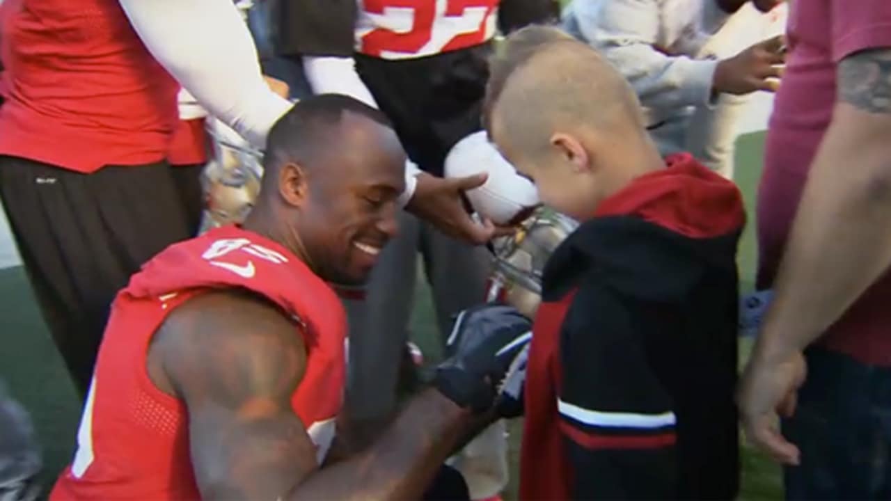 49ers Host Ty Crouch