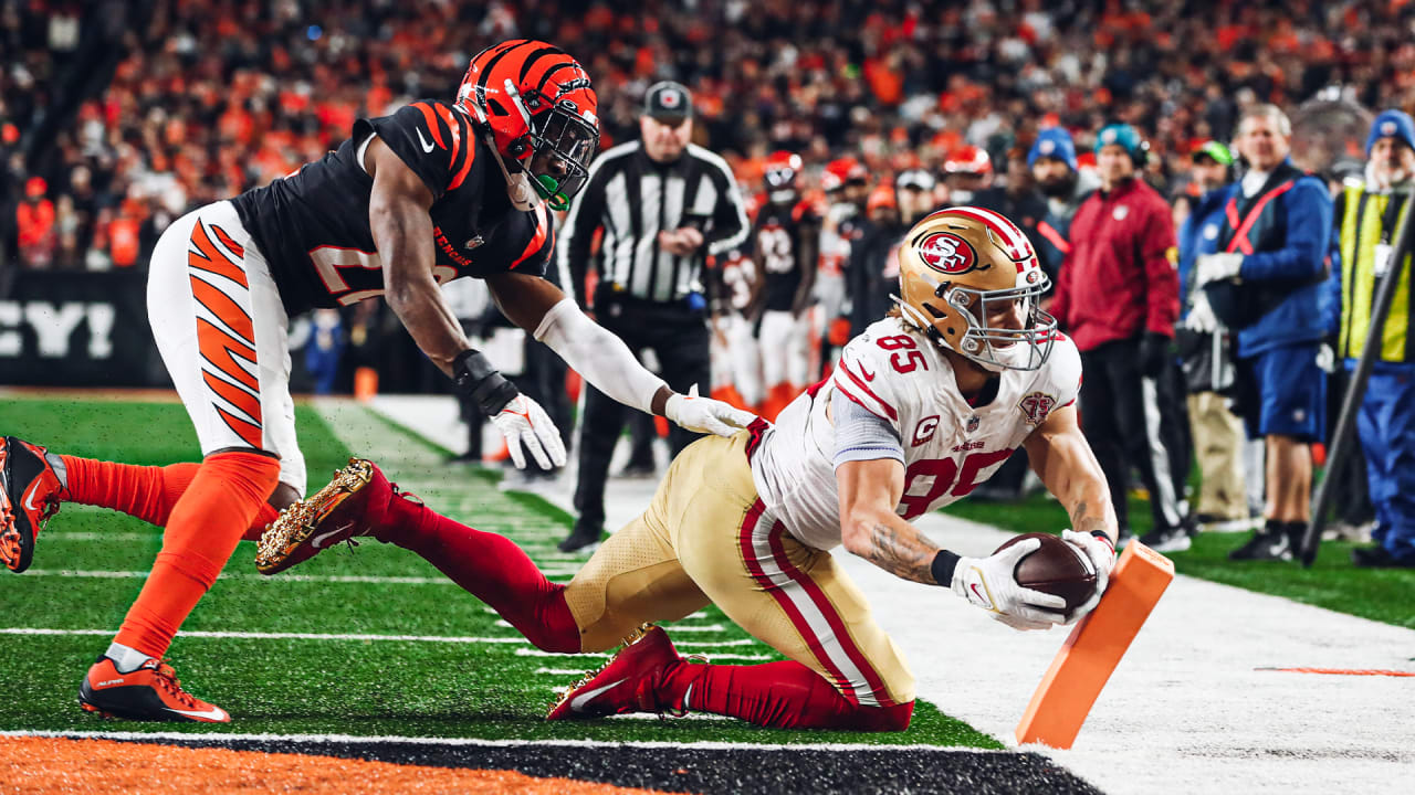 George Kittle Extends to the Pylon on a 14-Yard TD Strike