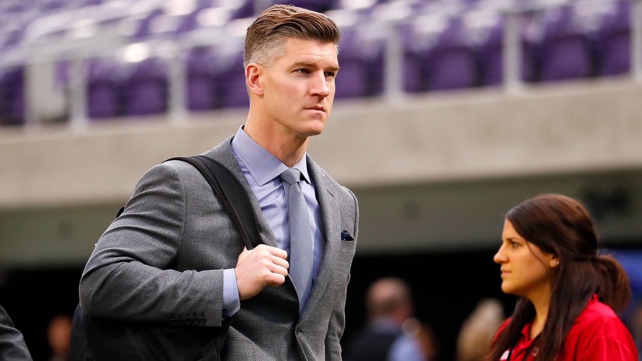 Pace talks playoffs on pregame show