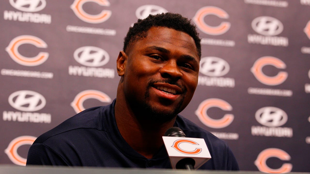 Mack thrilled to join resurgent Bears defense