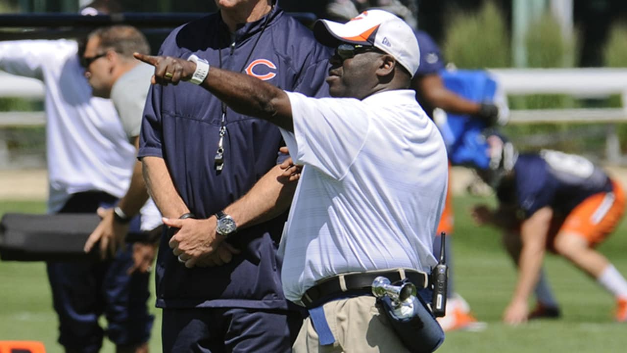 Medlin wins Virginia McCaskey Award