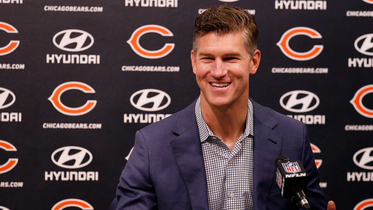 Bears acted quickly, aggressively to land Mack