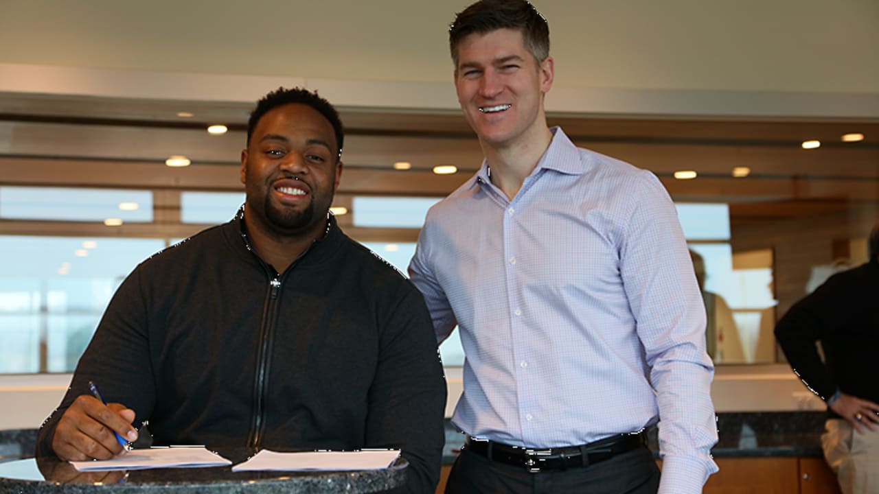 Hicks explains why he joined Bears