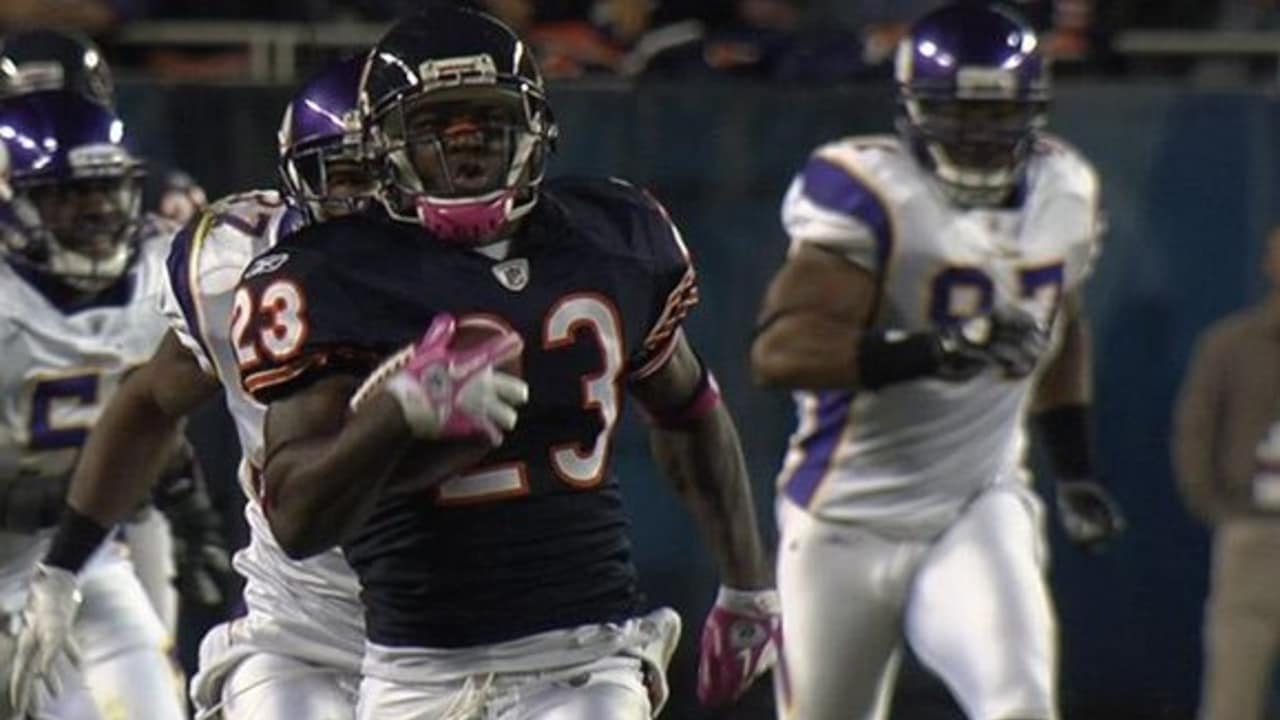 Top 15- Hester 98-yd kick return TD