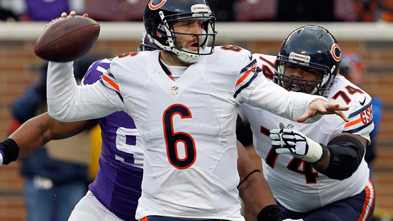 Bears drop fifth straight to end season