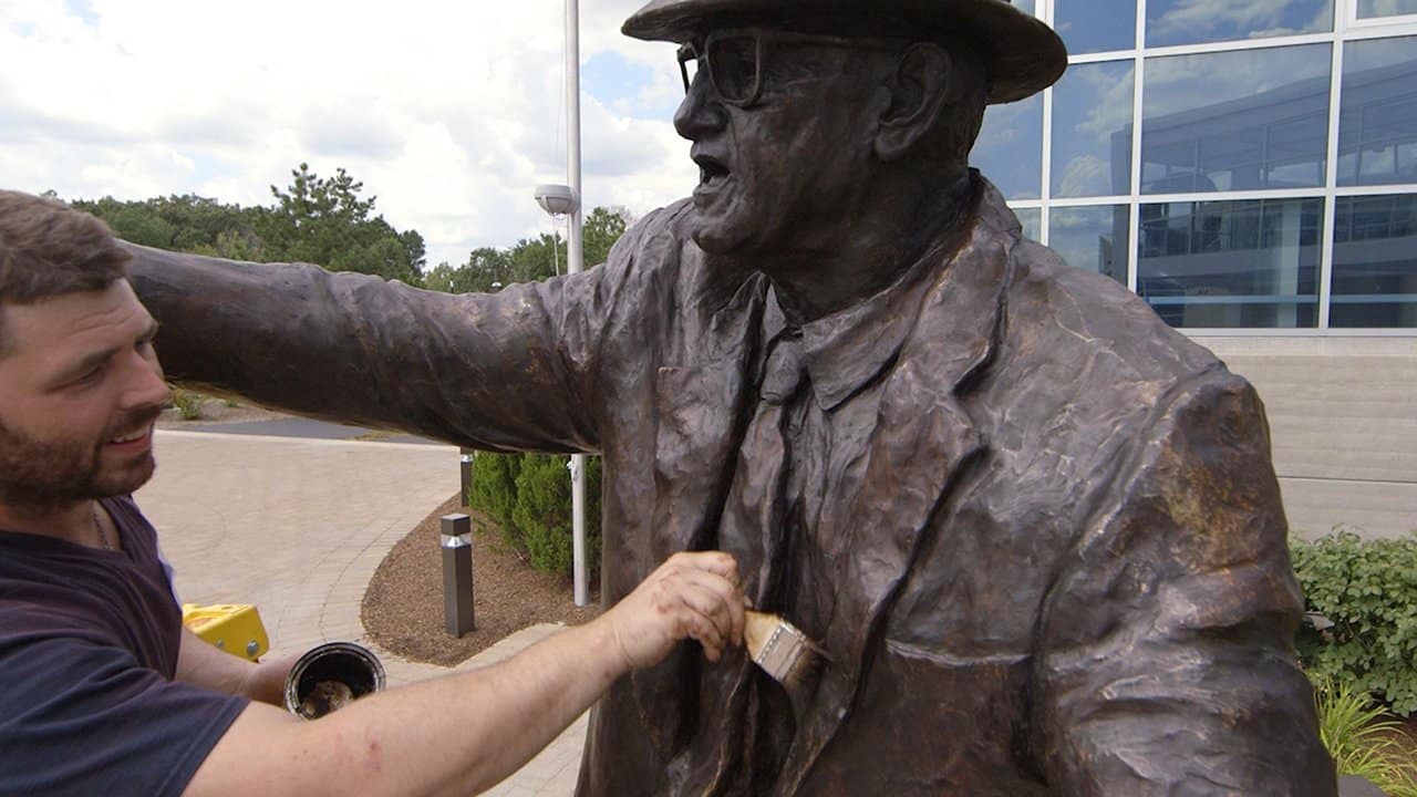 ITB: Behind making of Halas statue