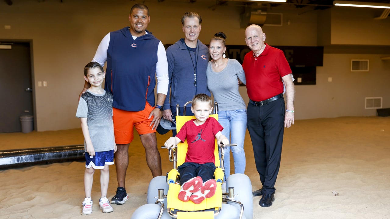 Roberts family grateful after receiving special gift from Bears