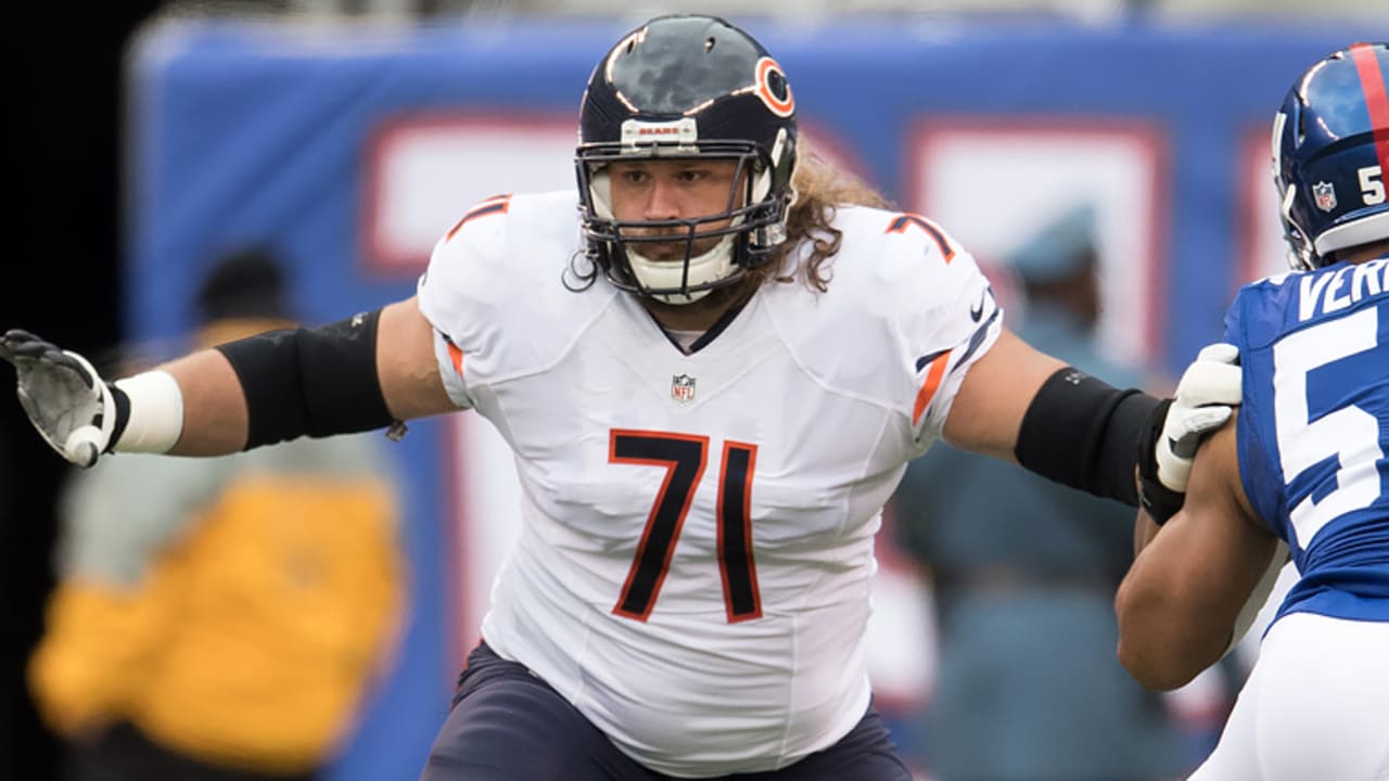 Sitton may move to right guard