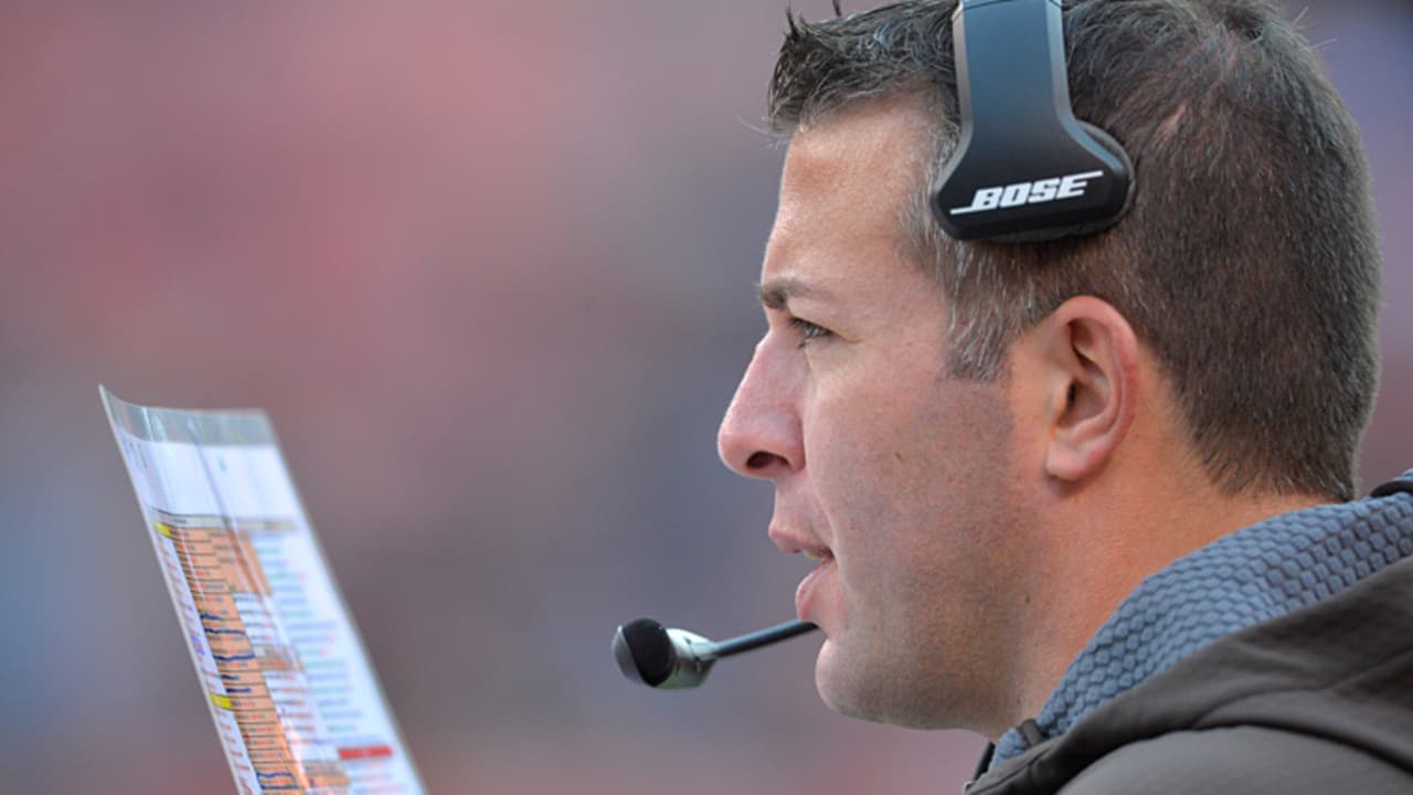Pace interviewing DeFilippo for head-coaching job