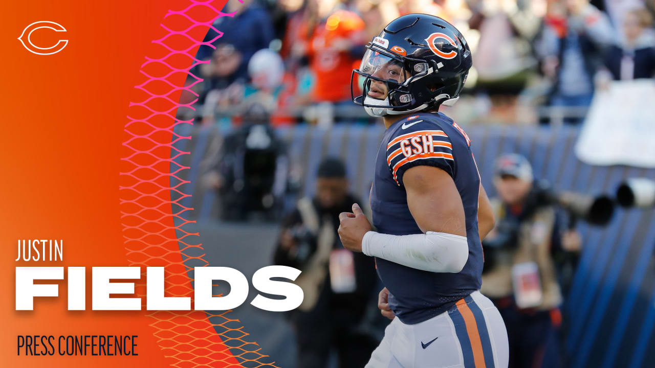 Justin Fields reacts to being named NFC offensive player of the week ...